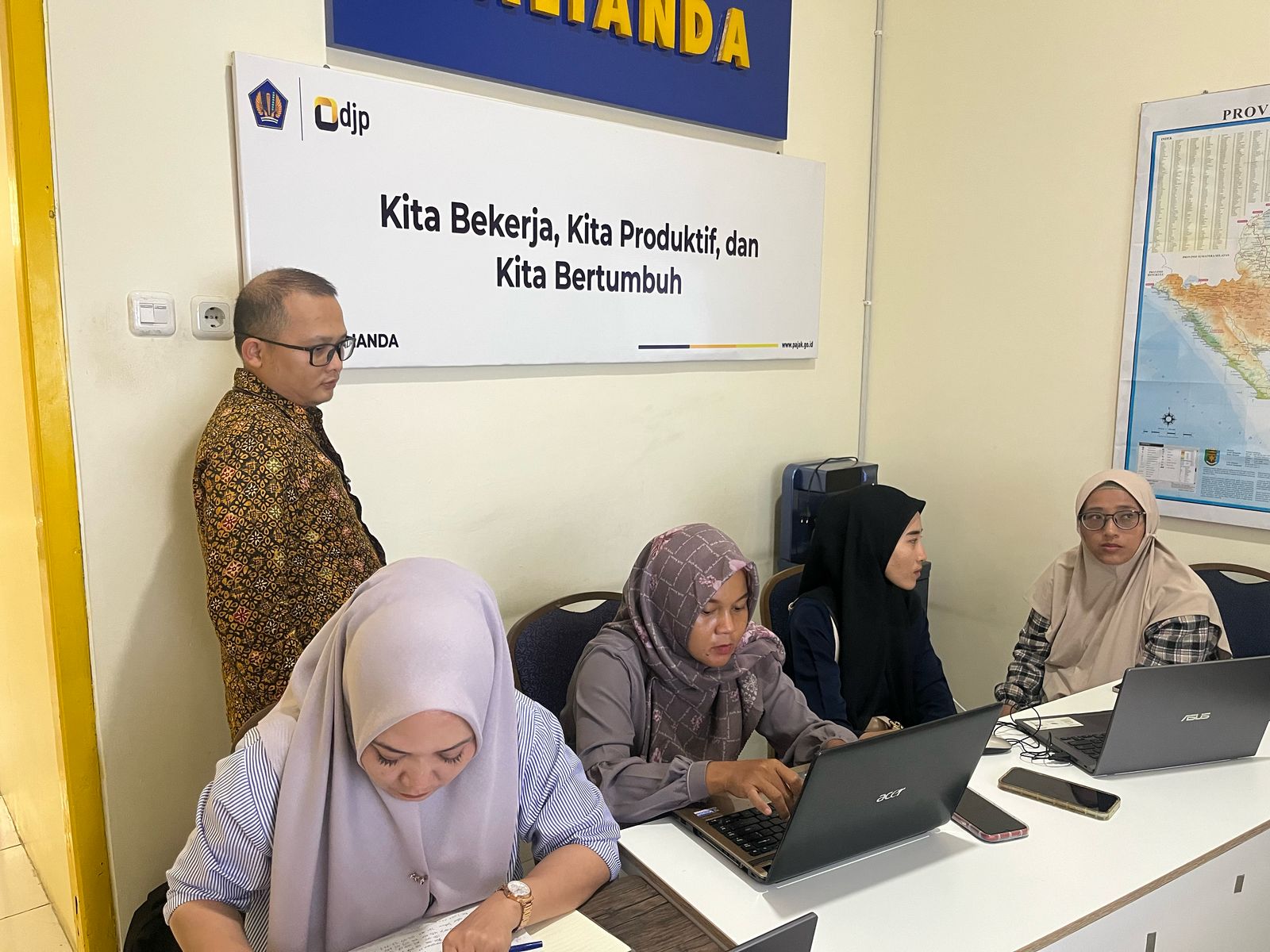 Tingkatkan Kepatuhan, Pajak Kalianda Beri Edukasi Langsung | Direktorat Jenderal Pajak